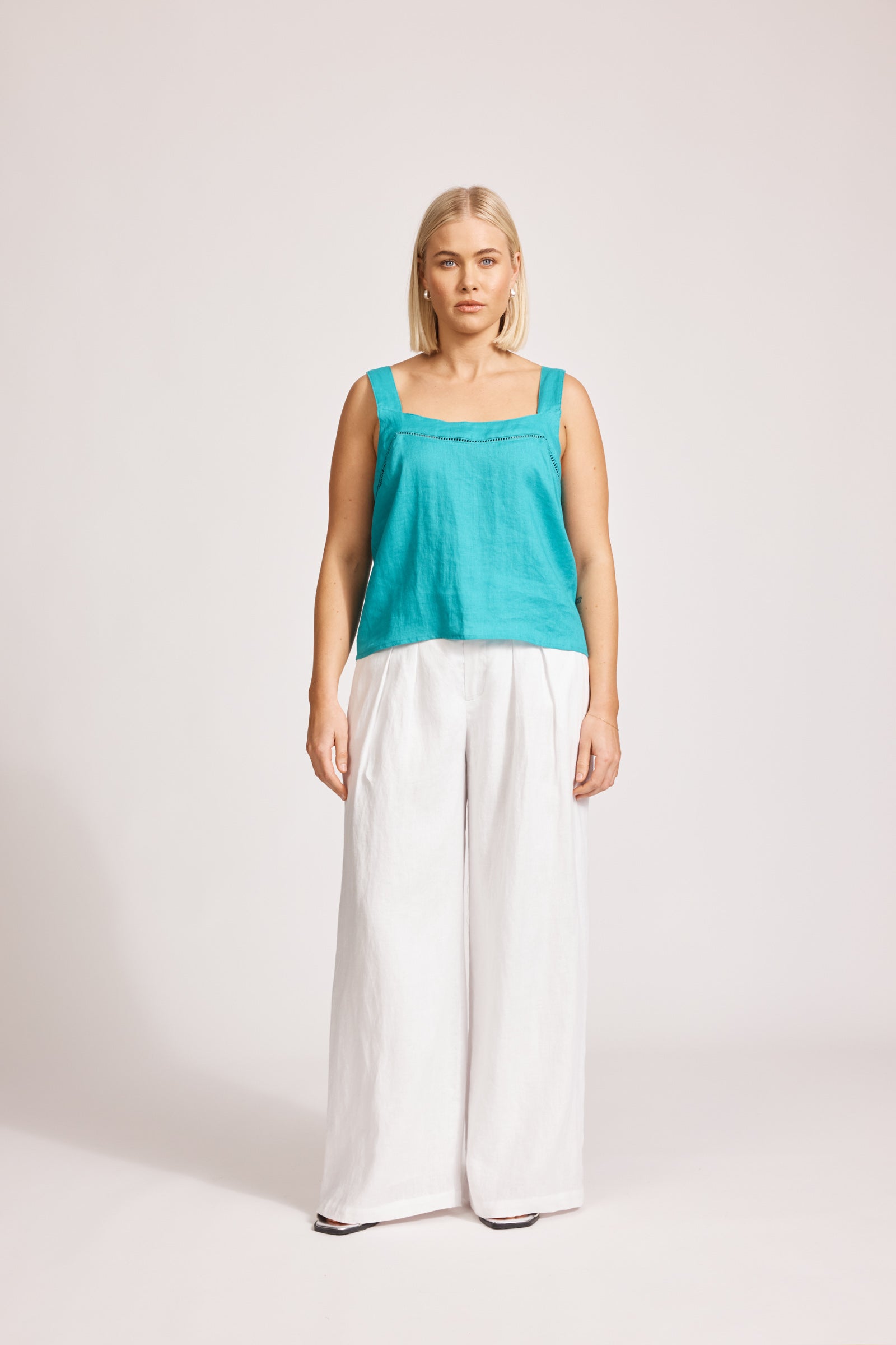 Eb & Ive - Miramar Tank - Lagoon – Romey